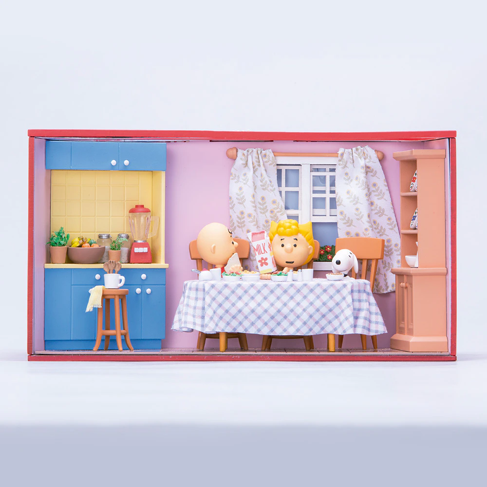 Snoopy House Build Up