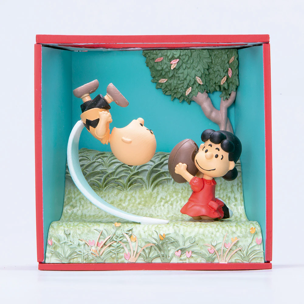 Snoopy House Build Up